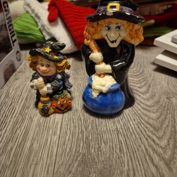 Holiday | Ceramic Witch Figurines With Cauldron | Poshmark